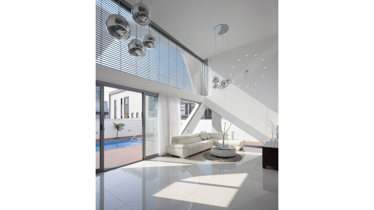 ZAHAVI studio | Designing spaces with mixed-uses | V House - ZAHAVI studio